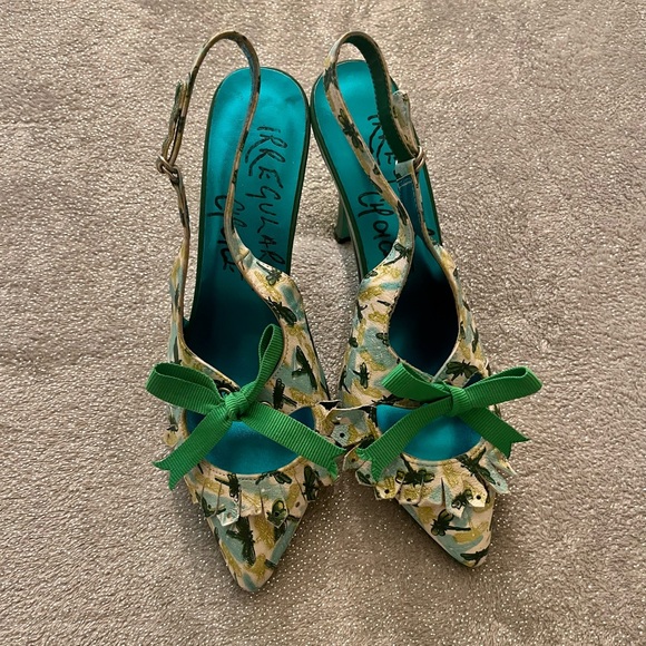 Irregular Choice | Shoes | Irregular Choice Floral Print Bow Heels Sz ...